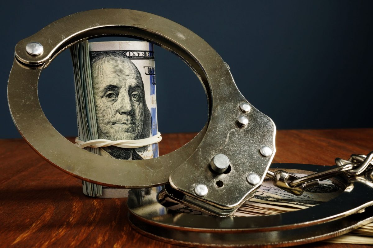 bail-vs-bond-what-are-the-differences-lucky-lucero-s-bail-bonds